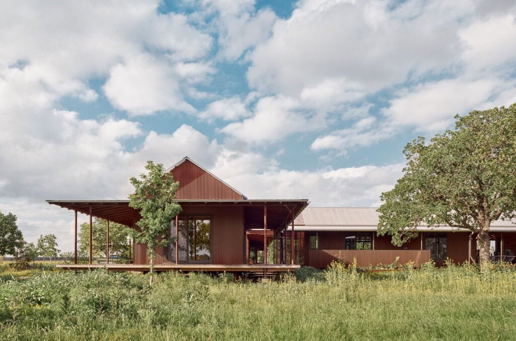 A ranch house with luxe details celebrates nature in the Texas Hill Country