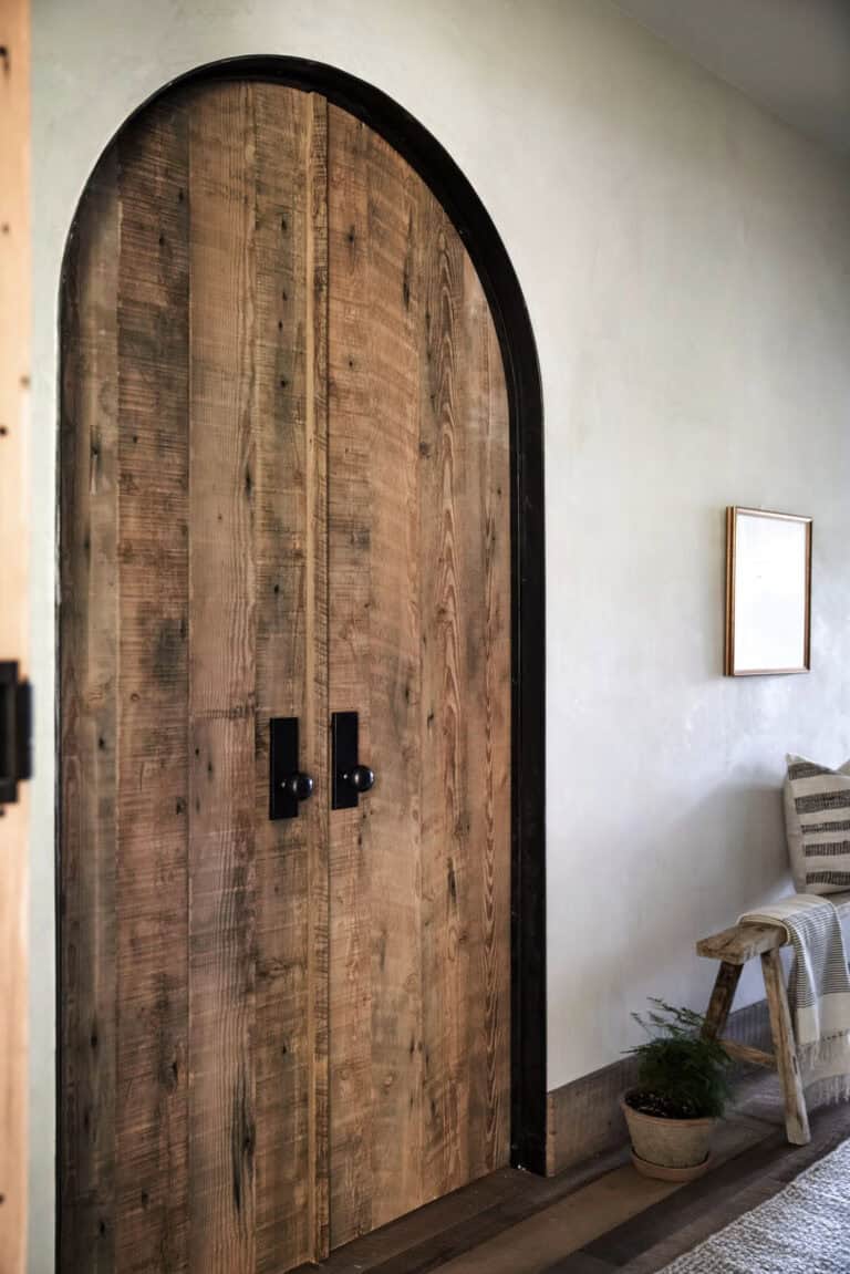 See this extraordinary ranch house remodel in the picturesque Sierra ...