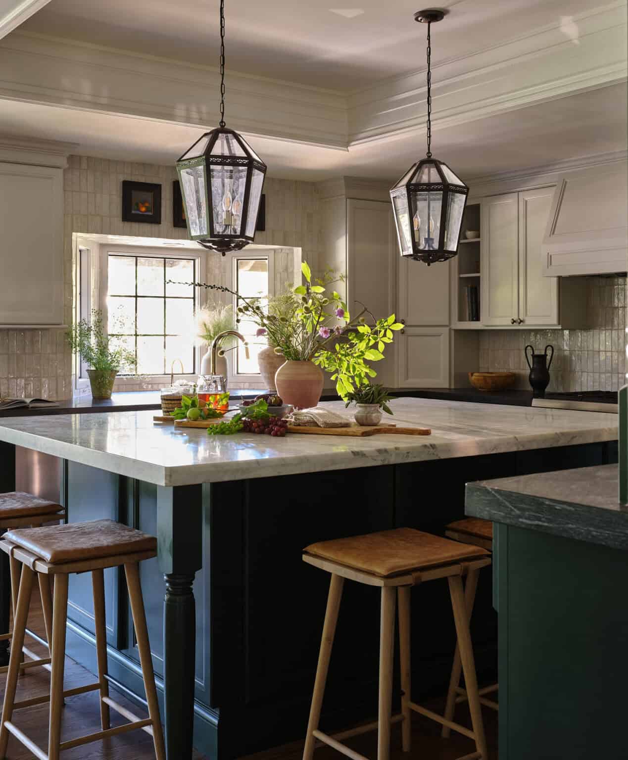 California meets the English countryside in this gorgeous vineyard home