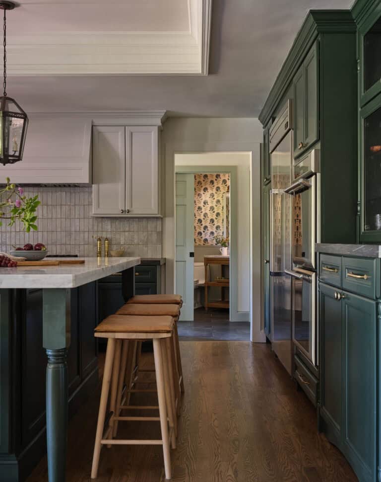 California meets the English countryside in this gorgeous vineyard home
