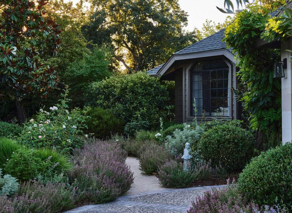 California meets the English countryside in this gorgeous vineyard home