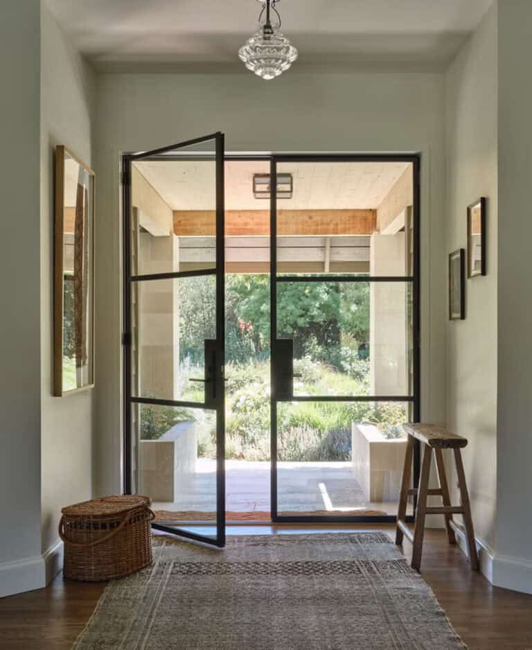 California meets the English countryside in this gorgeous vineyard home