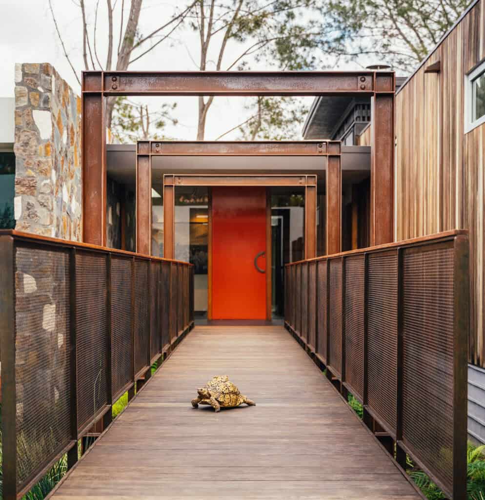 This newly restored San Diego midcentury is a post-and-beam dream