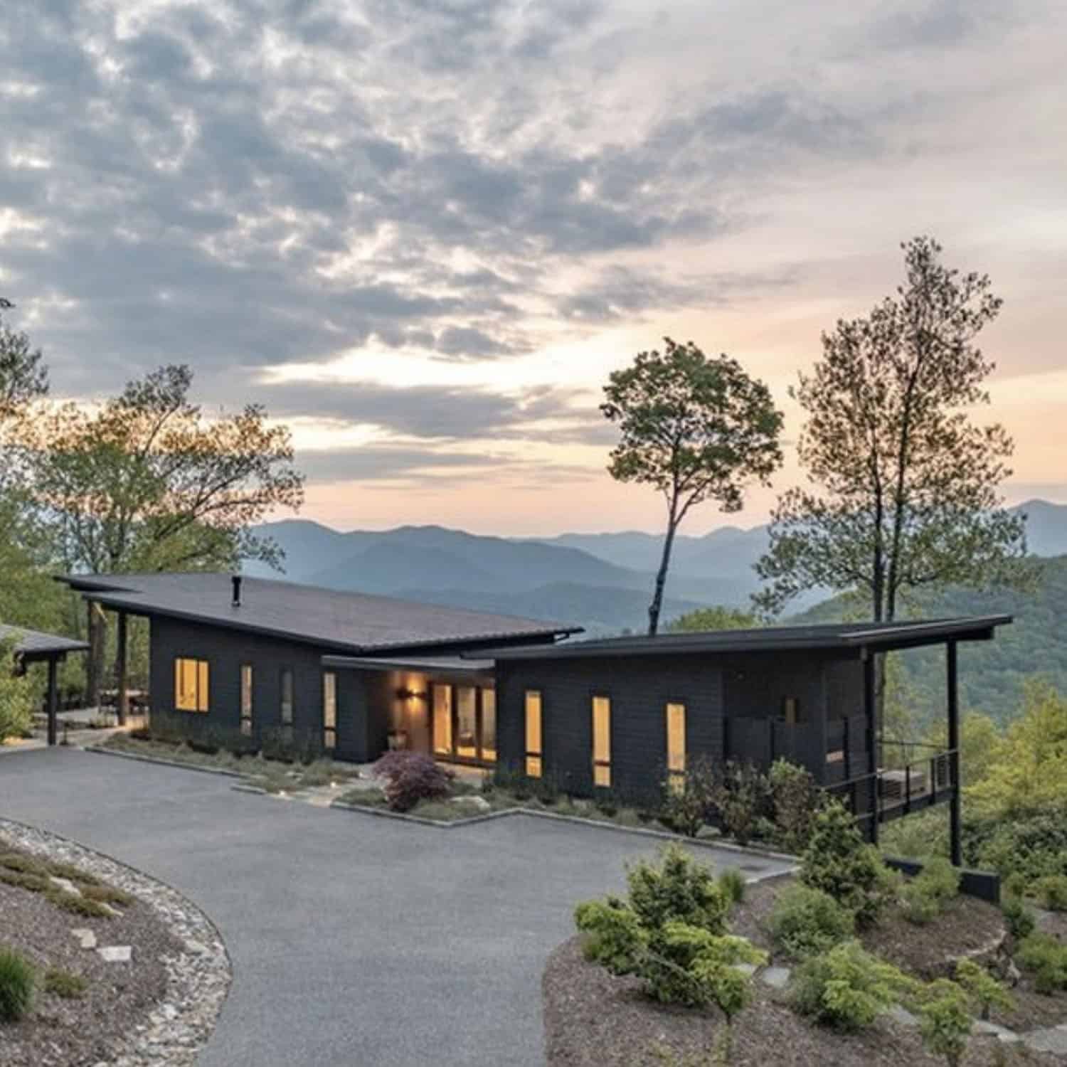 Inside a modern mountain dream home in North Carolina’s Blue Ridge ...
