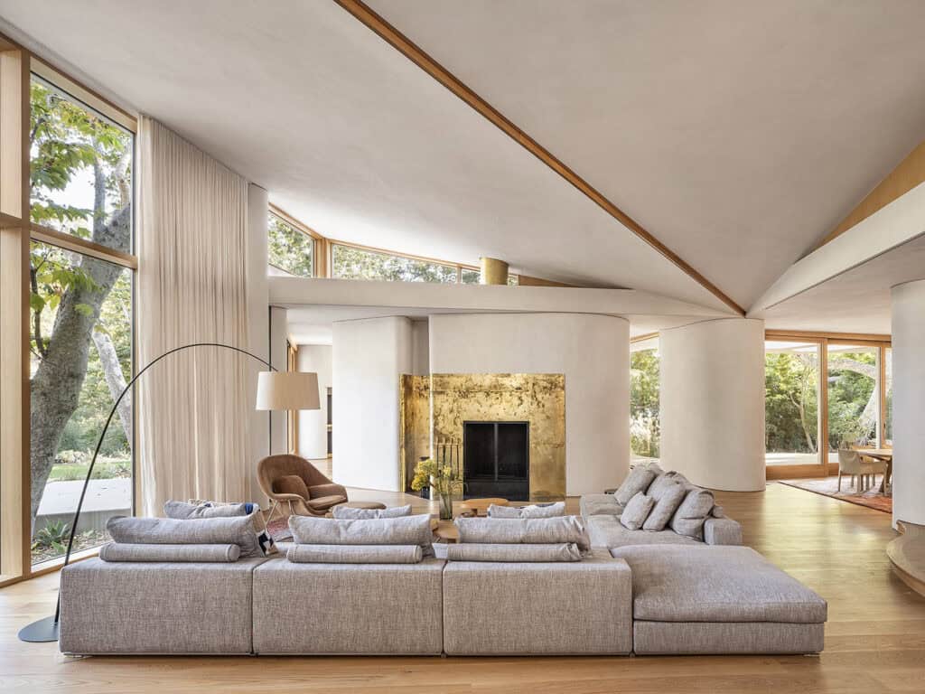 Step into this organic modern house inspired by nature in Santa Barbara
