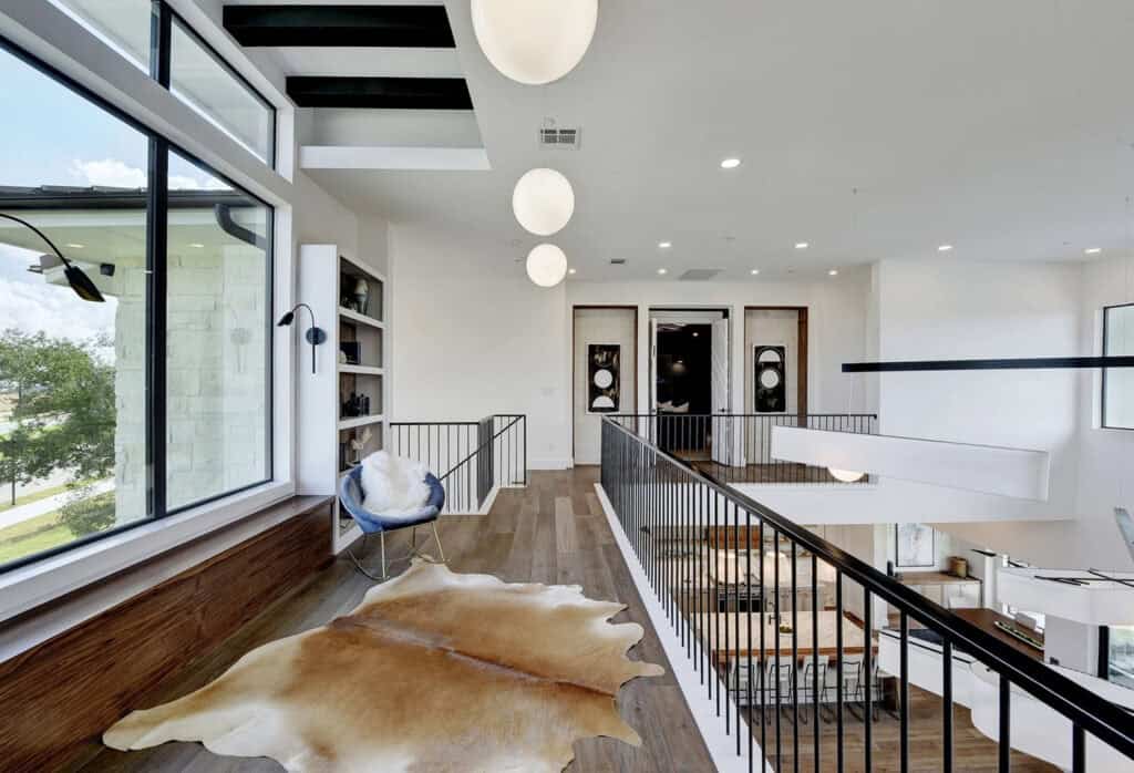 Step inside this contemporary Texas house with stunning living spaces
