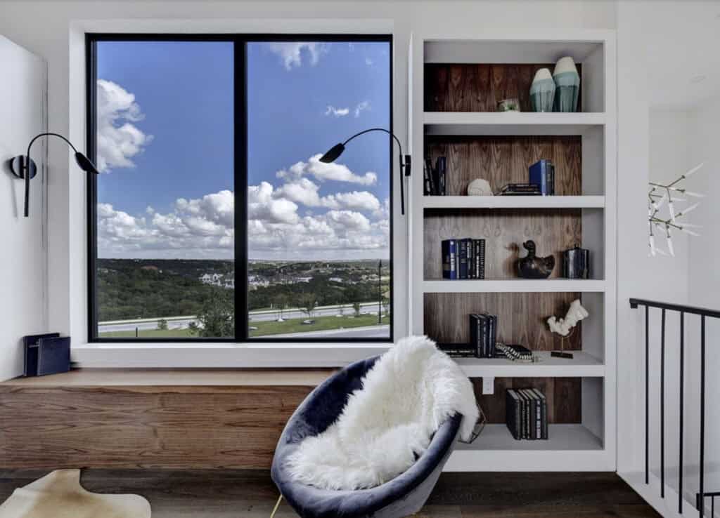 Step inside this contemporary Texas house with stunning living spaces