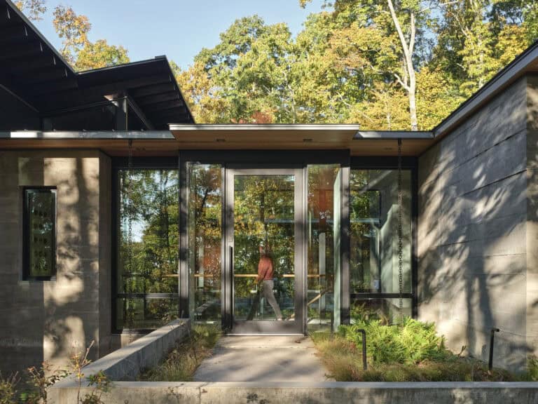 House in the forest offers serenity in North Carolina’s Blue Ridge ...
