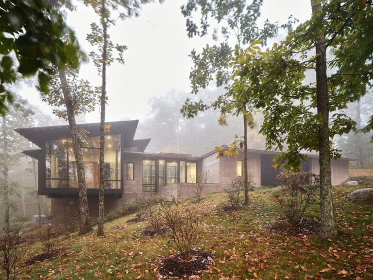 House in the forest offers serenity in North Carolina’s Blue Ridge ...