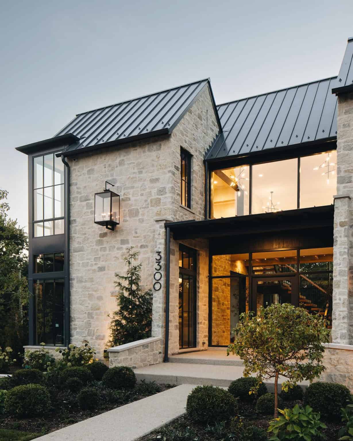 House Tour: An Illinois dream home designed for entertaining in style