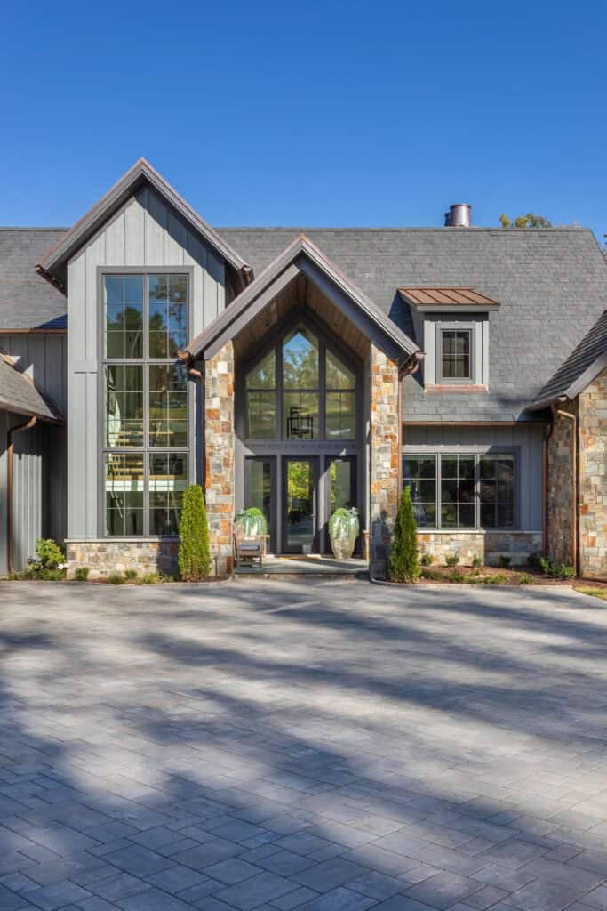 See this phenomenal lake house with luxe details overlooking Lake Keowee