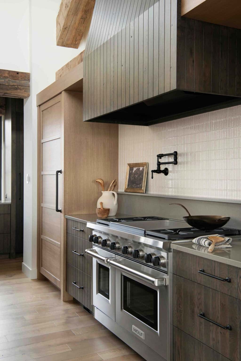 A modern mountain dream house in Minnesota in harmony with nature