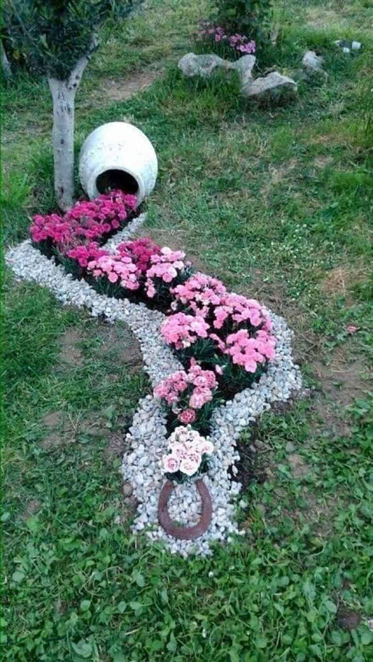 33 Best Spilled Flower Pot Ideas to Boost Small Garden Curb Appeal