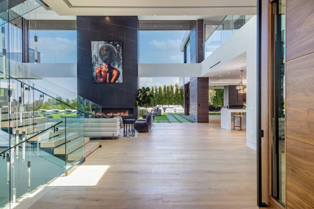 Tour this phenomenal resort style home in Brentwood designed for ...