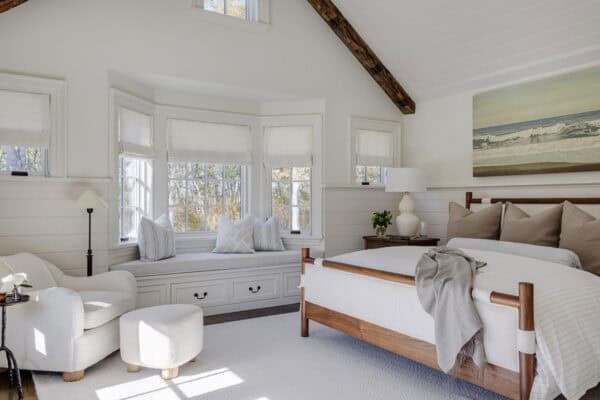 A cape style home on Martha’s Vineyard with warm and inviting interiors