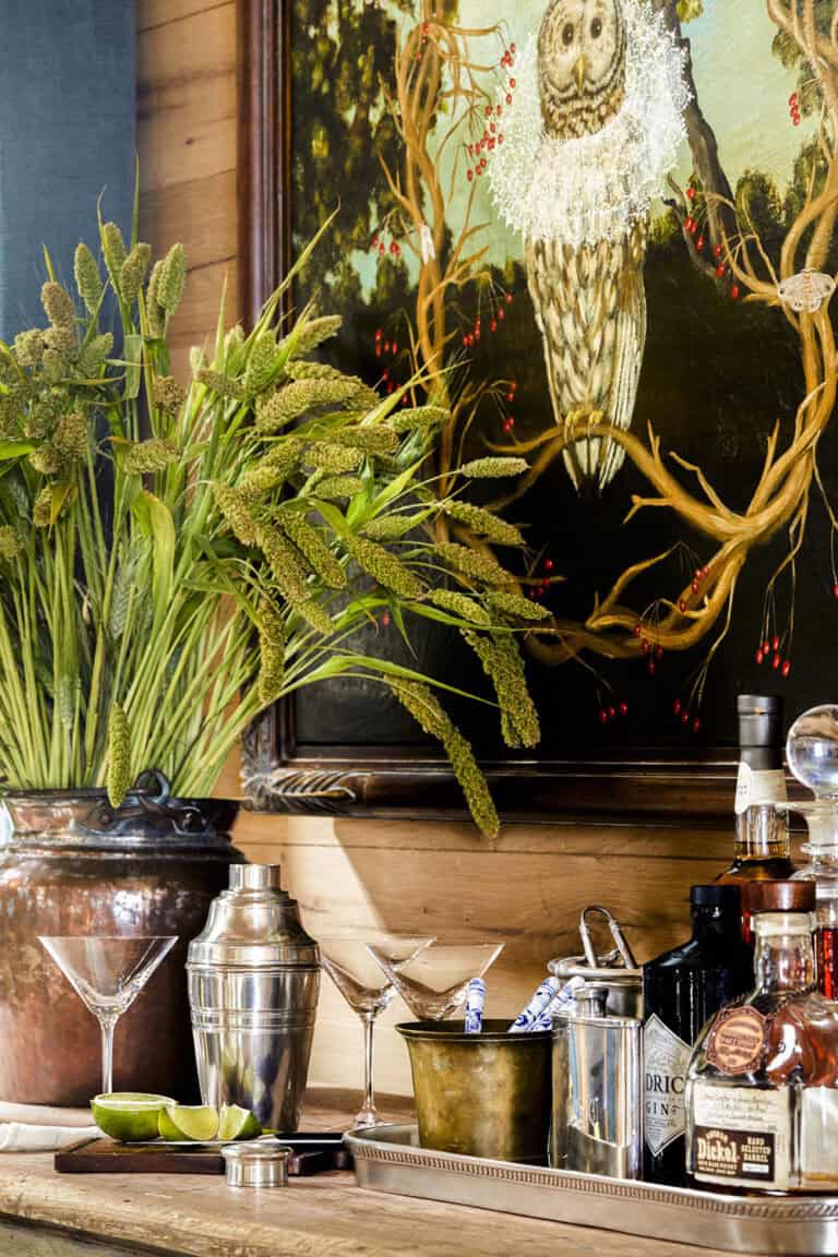 Inside a cozy guest house tucked away in Tennessee’s Great Smoky Mountains