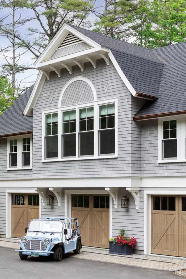 A beautiful New Hampshire cottage on the shores of Lake Winnipesaukee