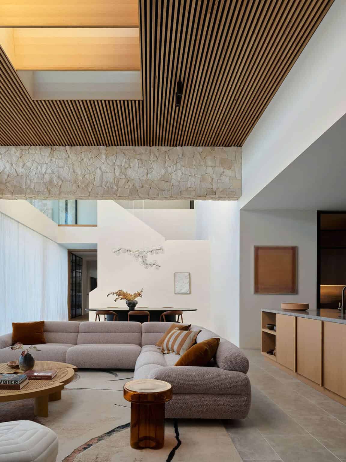 Step into a spectacular Australian house with a calm and contemporary vibe
