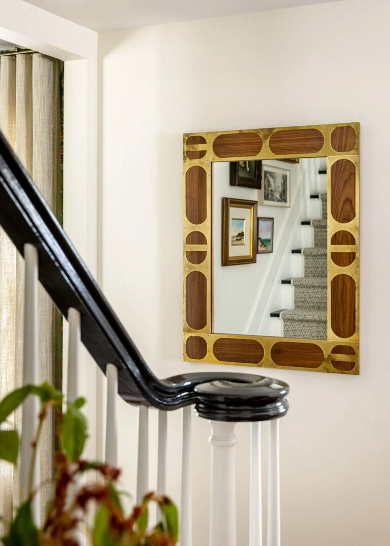 1970s Colonial-style farmhouse home in New Jersey gets a fresh new look