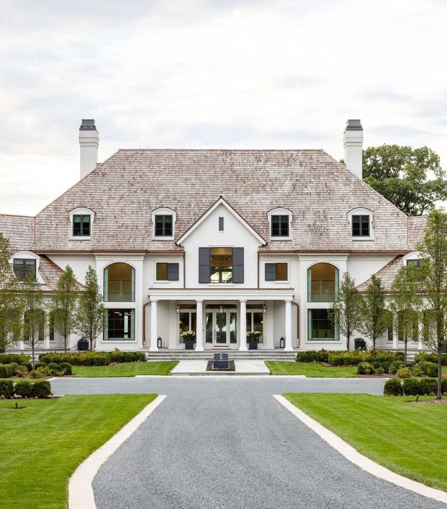 A lakeside dream house with breathtaking views of Lake Geneva, Wisconsin