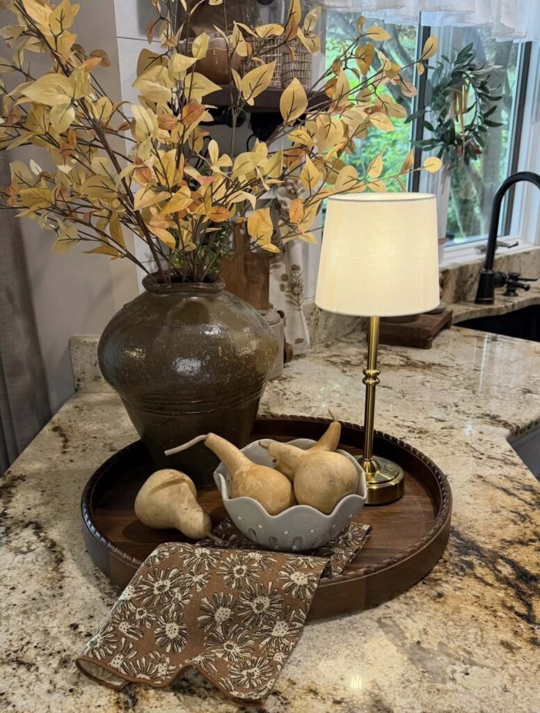 21 Quick And Easy Fall Decor Ideas For A Stylish Home
