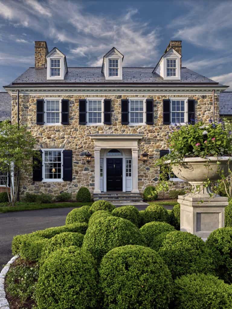 A Pennsylvania colonial revival house with a stunning contemporary twist