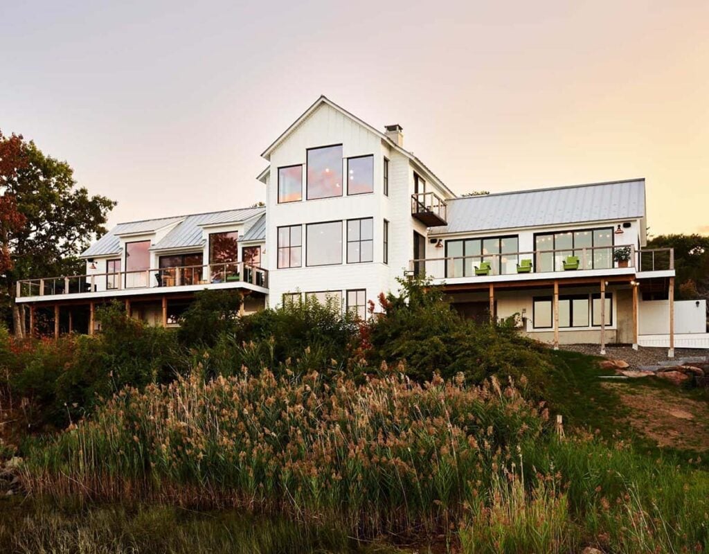 Amazing modern farmhouse with a coastal twist on Massachusetts’ North Shore