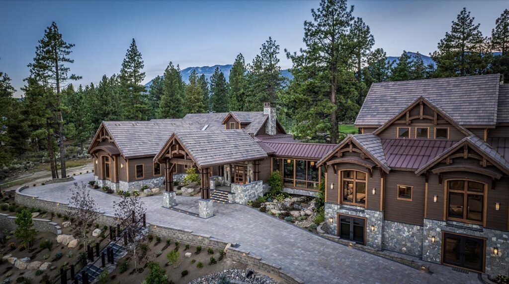 Insanely stunning house in harmony with nature in the Sierra Nevada ...
