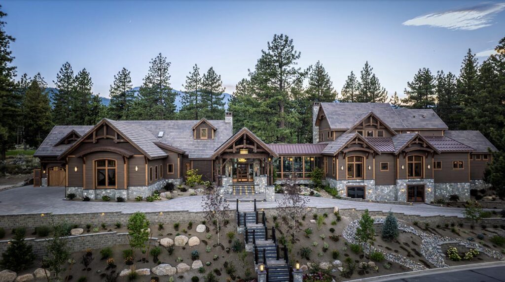 Insanely stunning house in harmony with nature in the Sierra Nevada ...