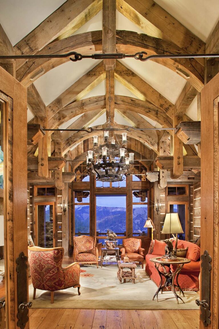 Absolutely stunning rustic mountain home in the picturesque Colorado ...