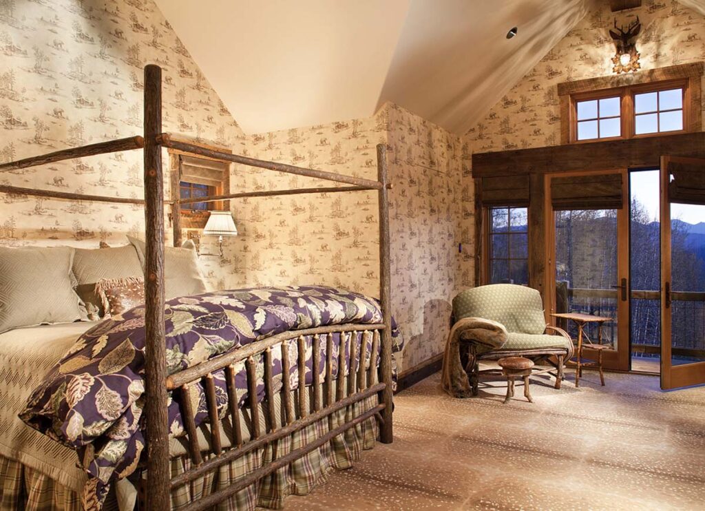 Absolutely stunning rustic mountain home in the picturesque Colorado ...