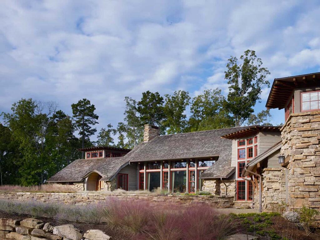 A beautiful cottage style lake house in South Carolina’s Blue Ridge ...