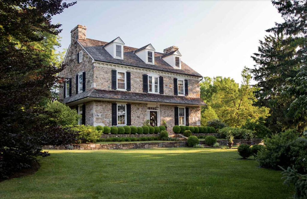 1760 Historic stone farmhouse in Pennsylvania gets a breathtaking new life