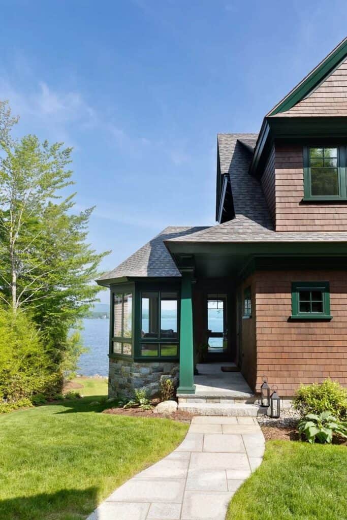 A New Hampshire waterfront house with serene views of Lake Winnisquam