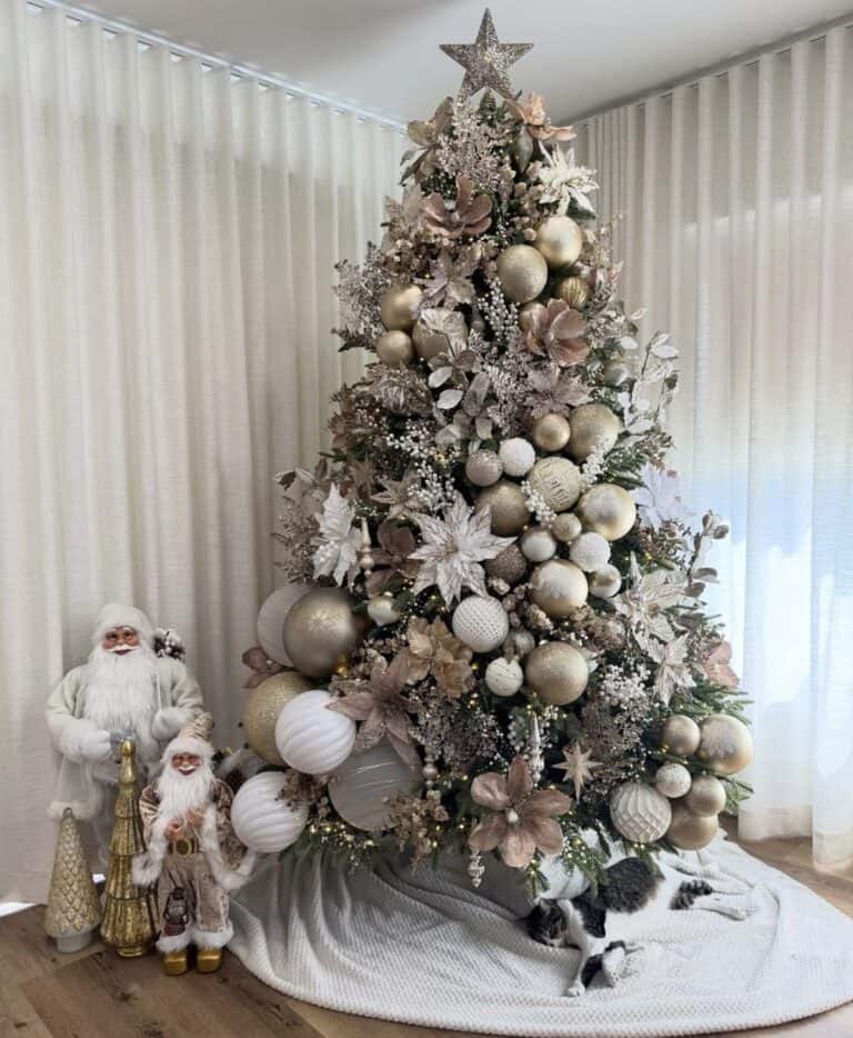 21 Elegant Christmas Tree Decorating Ideas You’ll Want to Try This Year