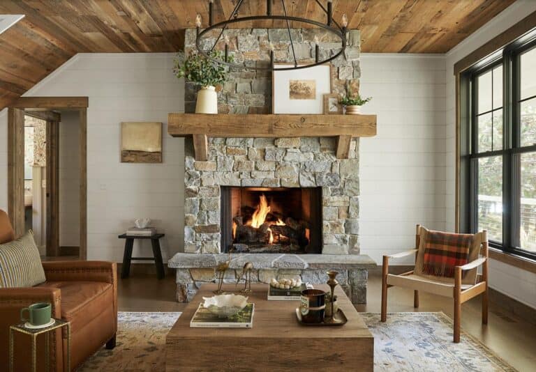 A Minnesota cabin designed for empty nesters has serene Clamshell Lake ...