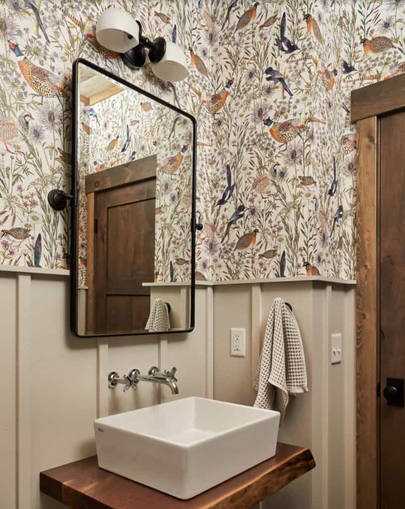 A Minnesota cabin designed for empty nesters has serene Clamshell Lake ...