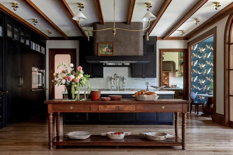 Step into this absolutely stunning Utah dream home tour with luxury details