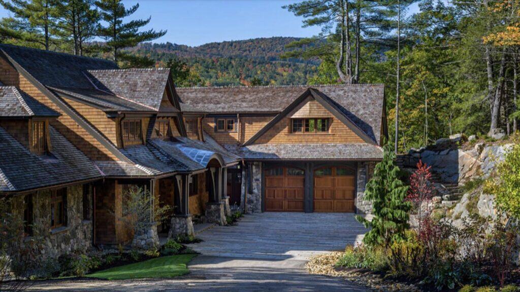 A peek into this stunning house dramatically perched over a New ...