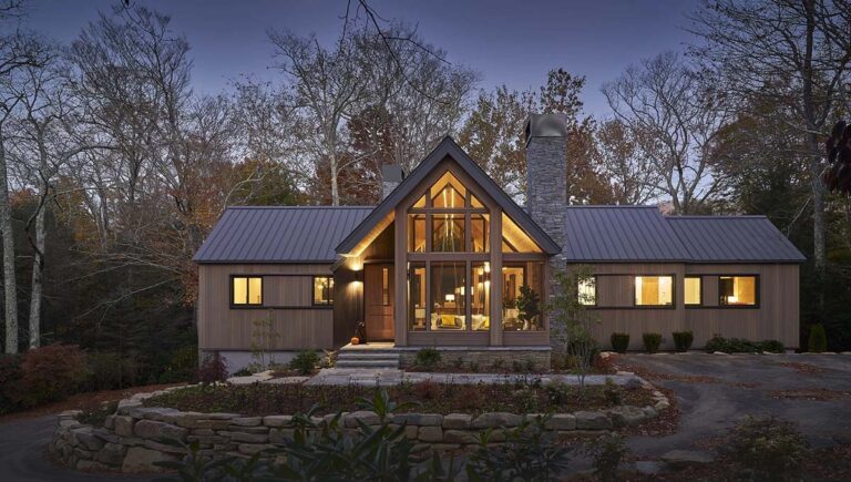 See a stunning alpine home renovation in North Carolina’s Blue Ridge ...