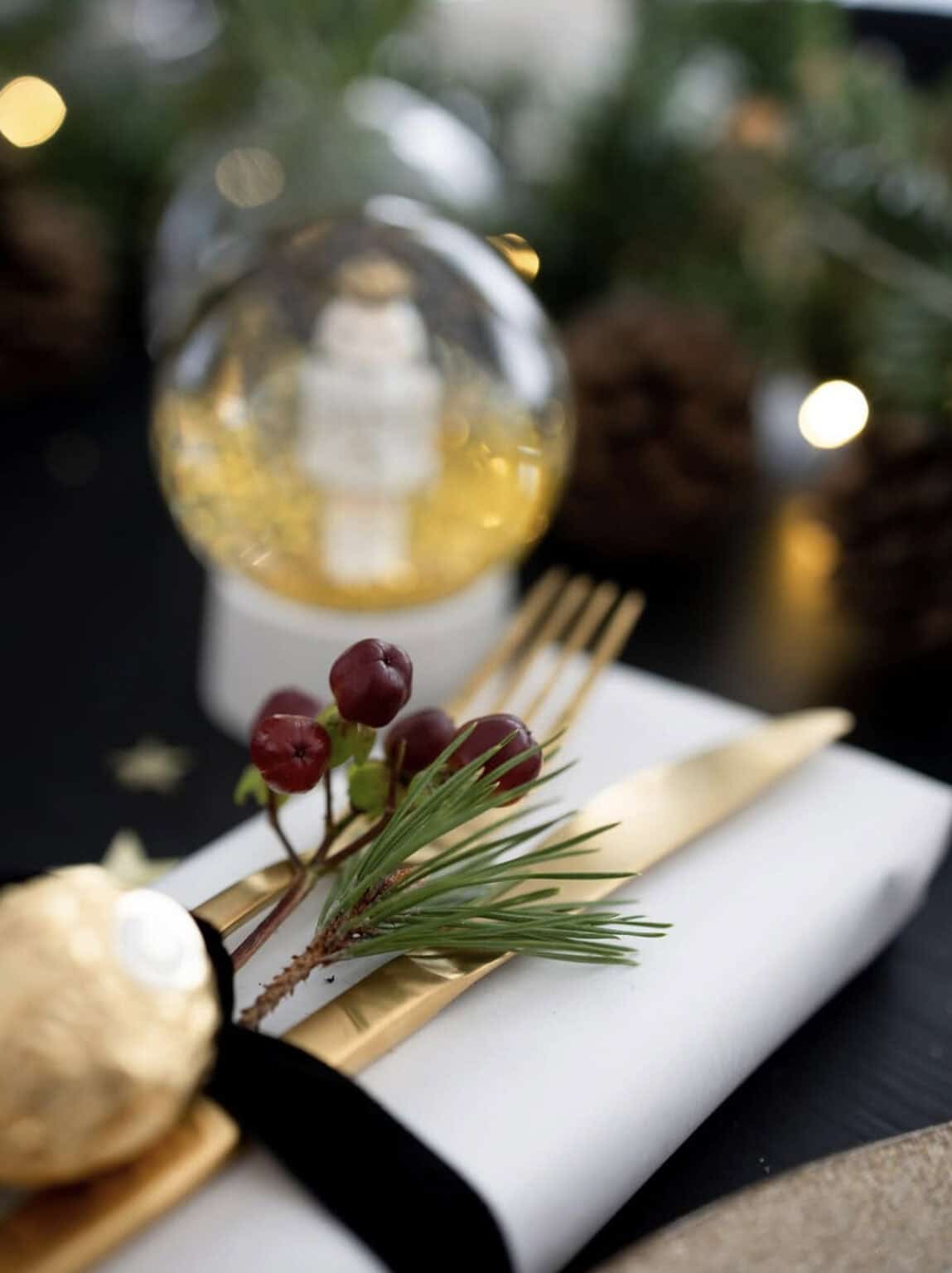 23 Festive Christmas Table Decorating Ideas For A Fabulous Holiday Party