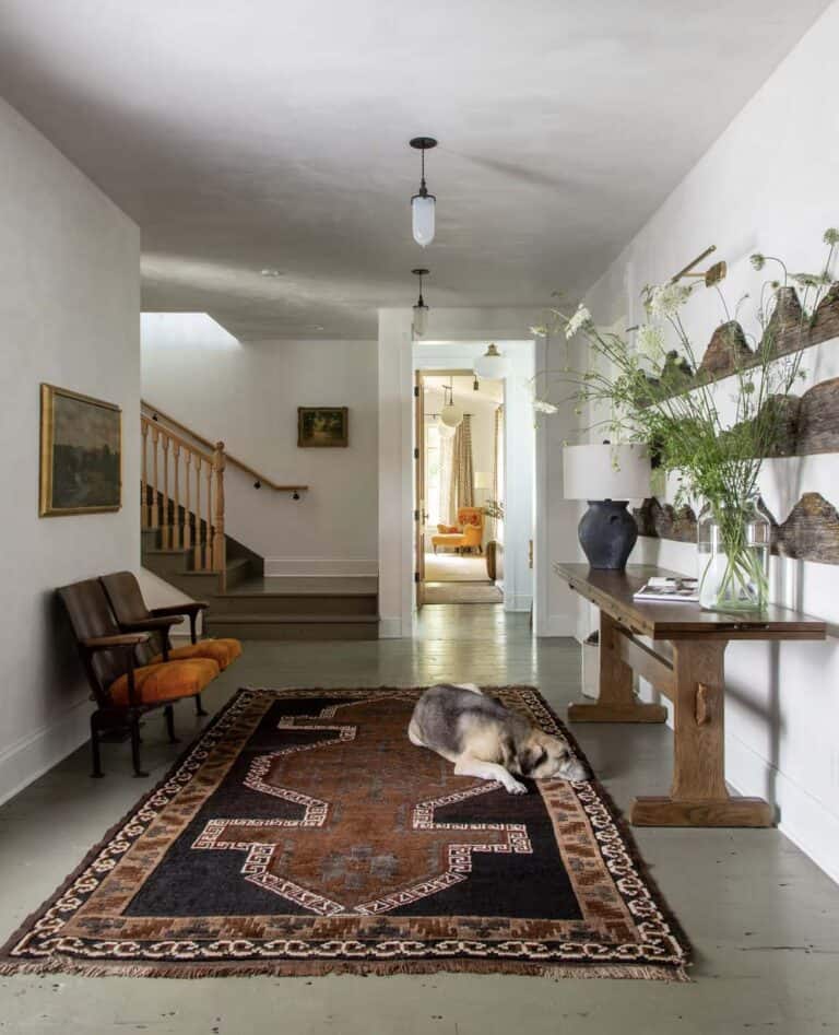 This charming 100-year-old Wisconsin farmhouse gets a stunning makeover