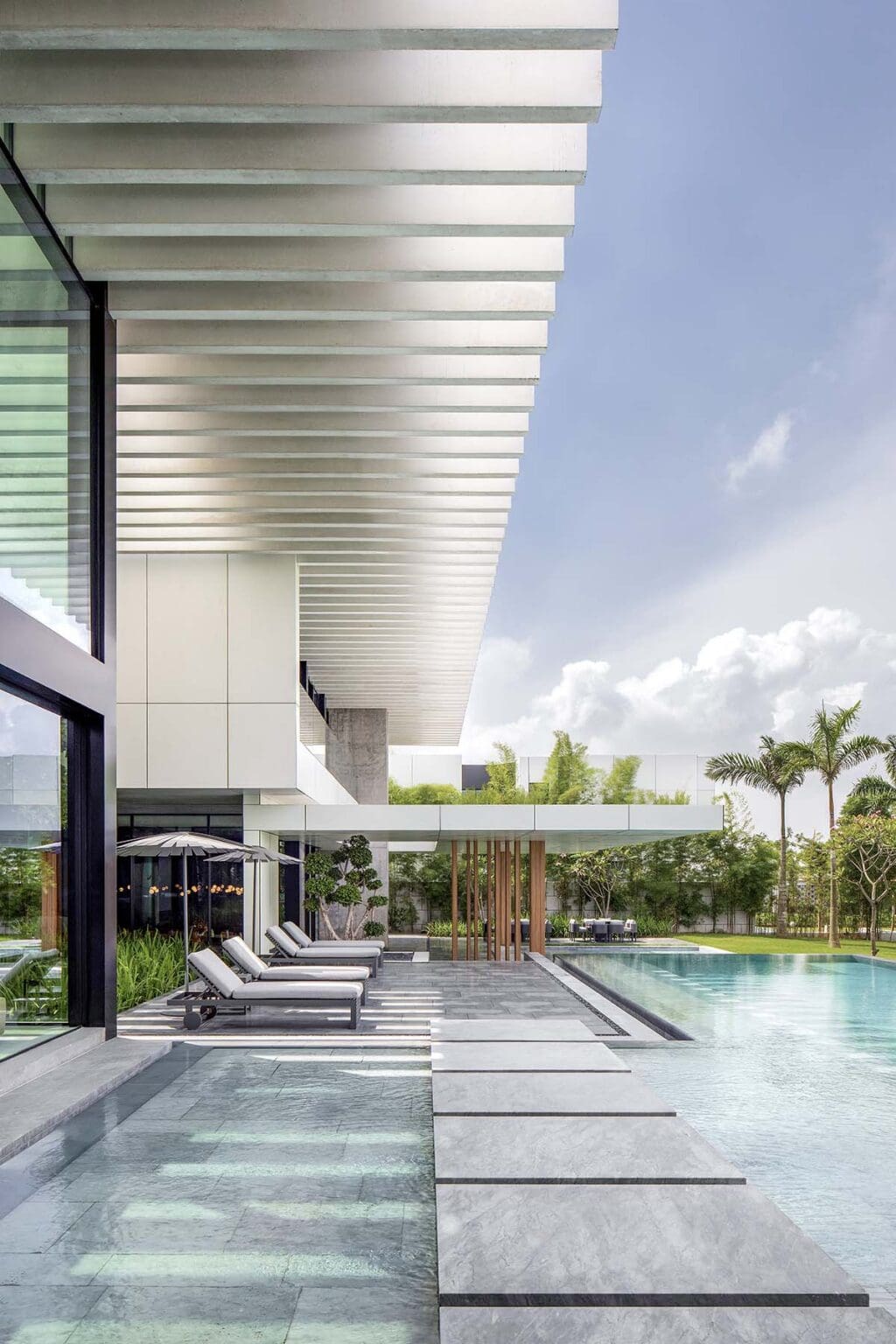 This extraordinary waterfront home enjoys the serene beauty of the ...