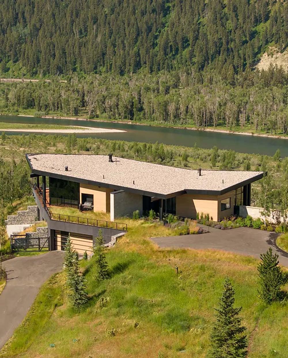 Nature inspired mountain house boasts majestic views of the Snake River ...