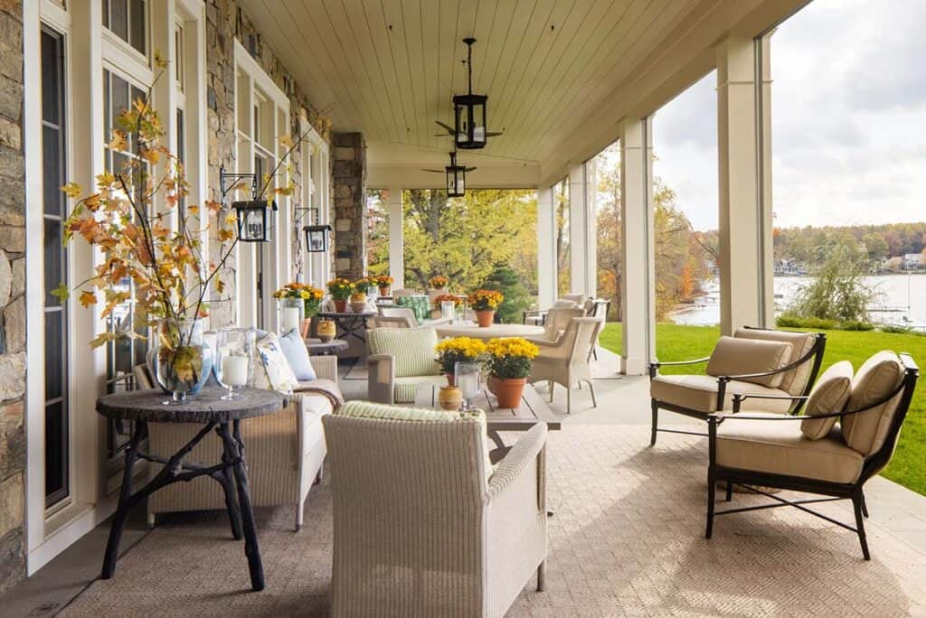 Inside this spectacular lakeside retreat with farmhouse vibes in Indiana